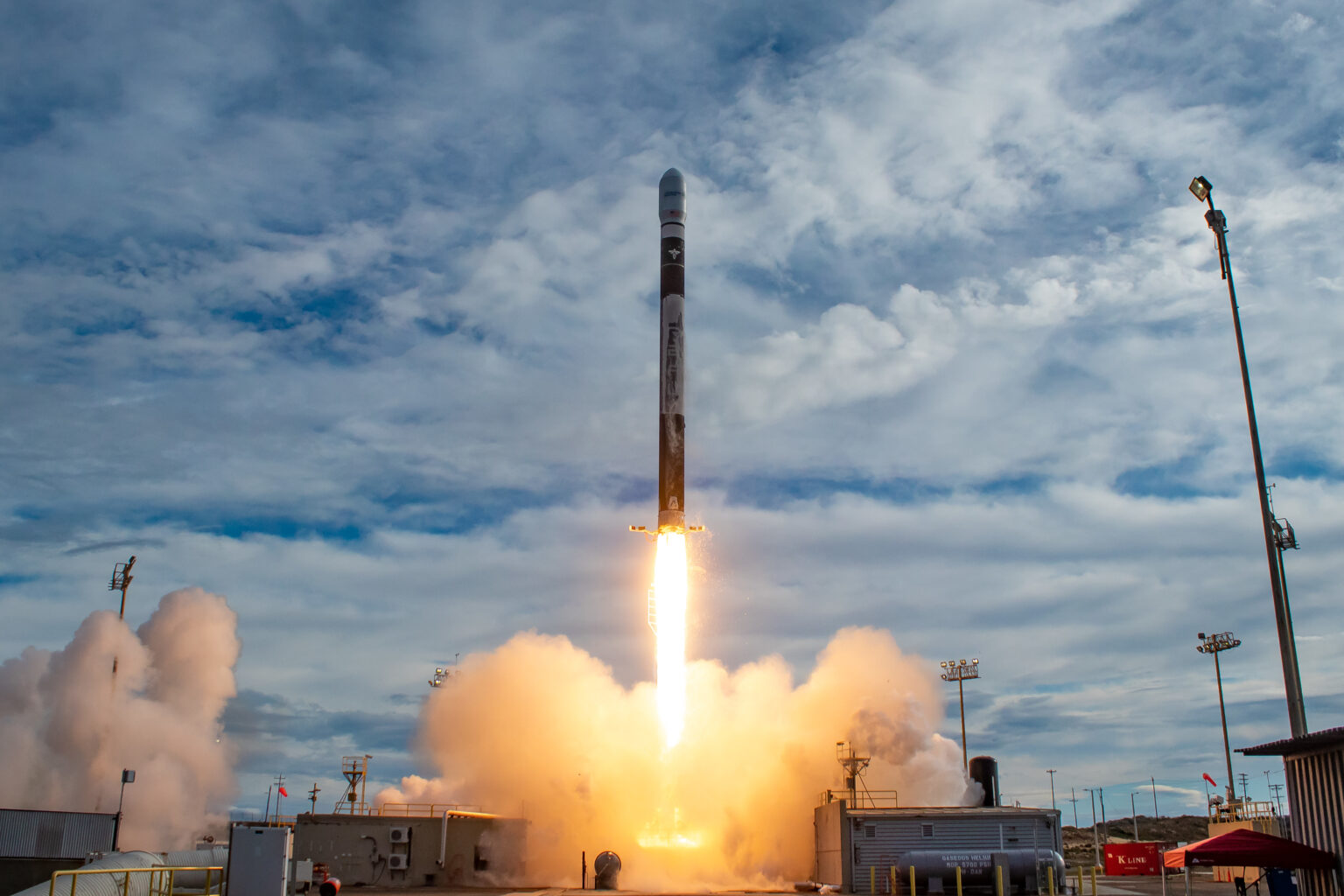 Firefly Aerospace Successfully Launches Alpha FLTA005 Noise of Summer ...